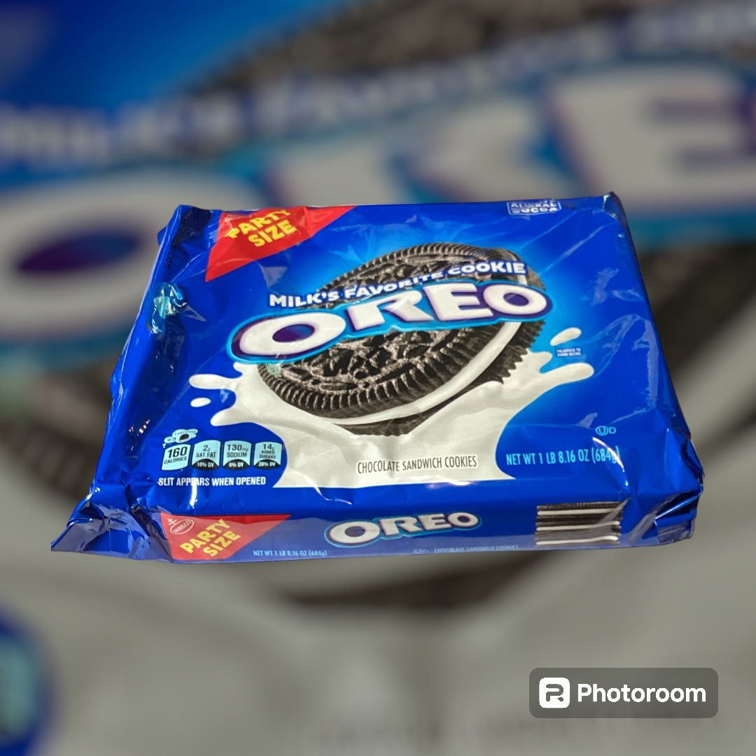 Party Size Oreo cookie – Hard Rock Sokehs